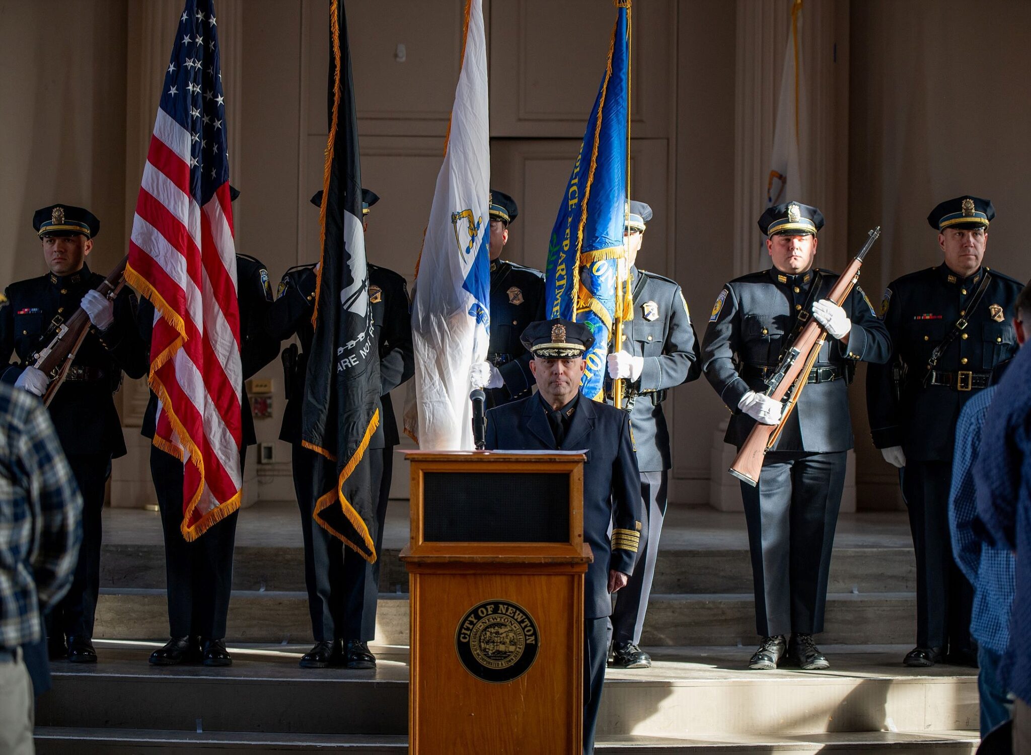 Mayor Fuller administers oath of office to Chief McMains and four ...